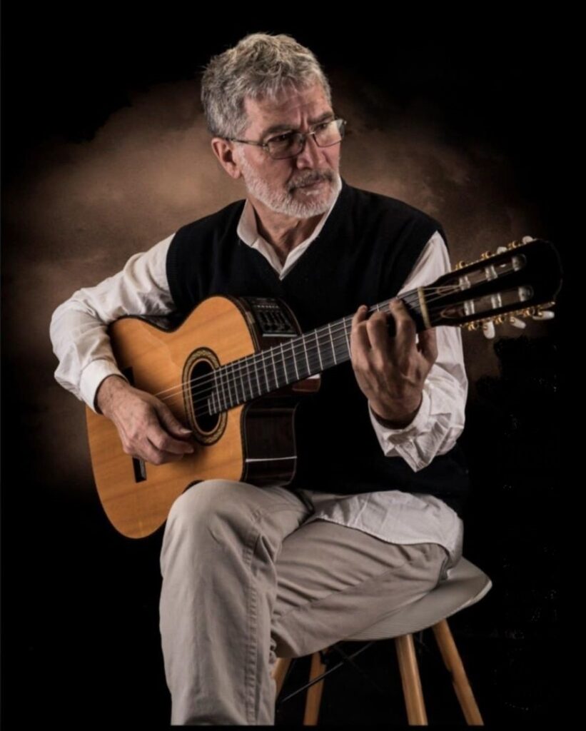 Diego Massimini en Uhlalá: una noche de canciones con historia - Agenda